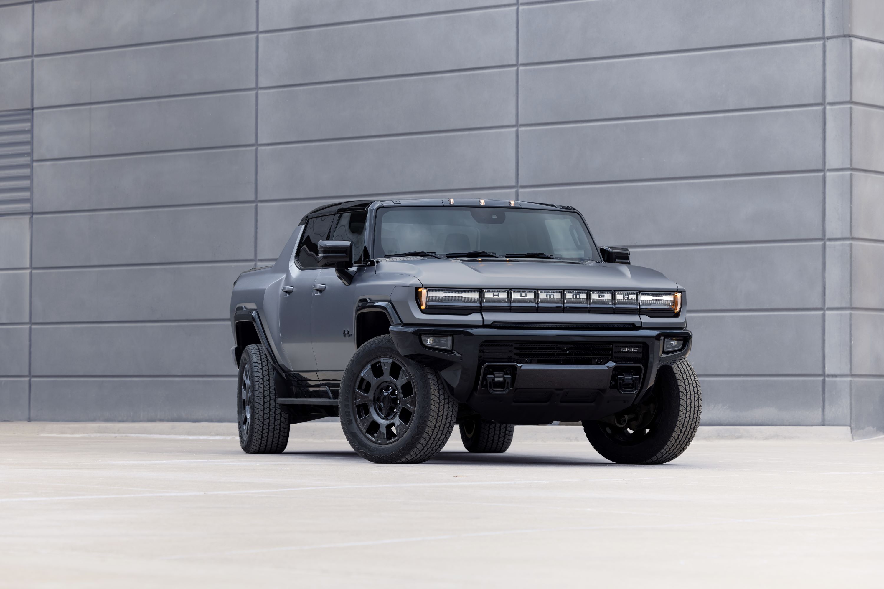 2026 GMC HUMMER EV: The Ultimate Electric Supertruck